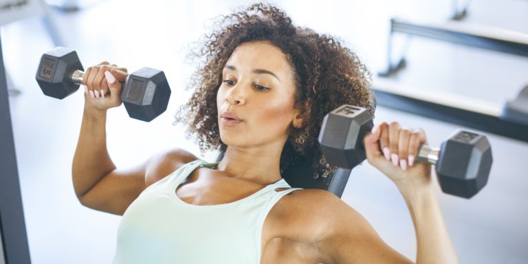 2 Simple Shoulder Exercises Anyone Who Works Out Should Be Doing